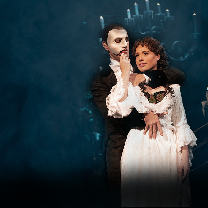 Sucesso de público, o musical "O Fantasma da Opera" fica em cartaz até ...